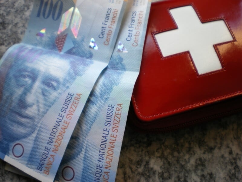 Where an average Swiss household spends its income