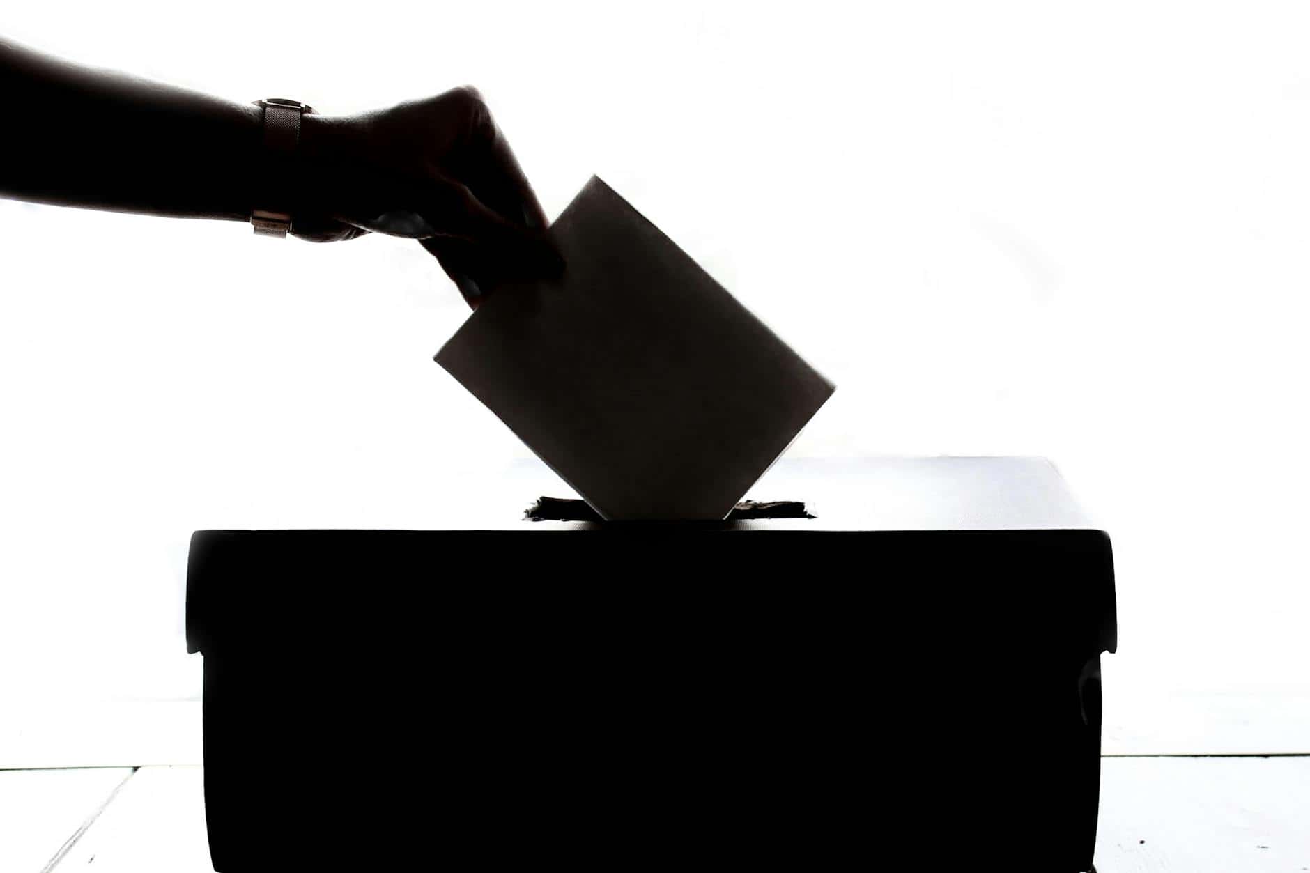 Votes: a bad weekend for the government